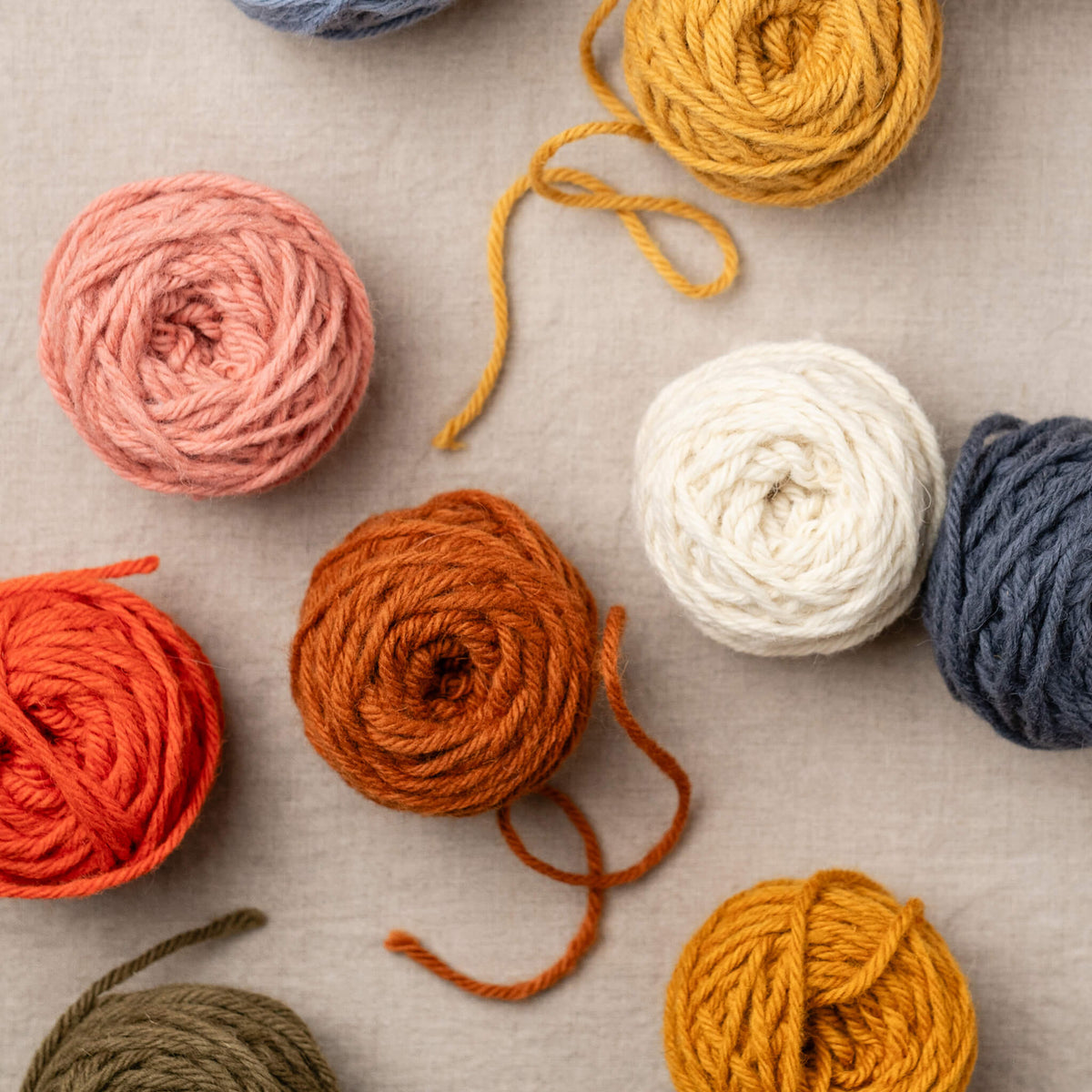 100% wool rug yarn (50g) - bundle of 10 – Whole Punching