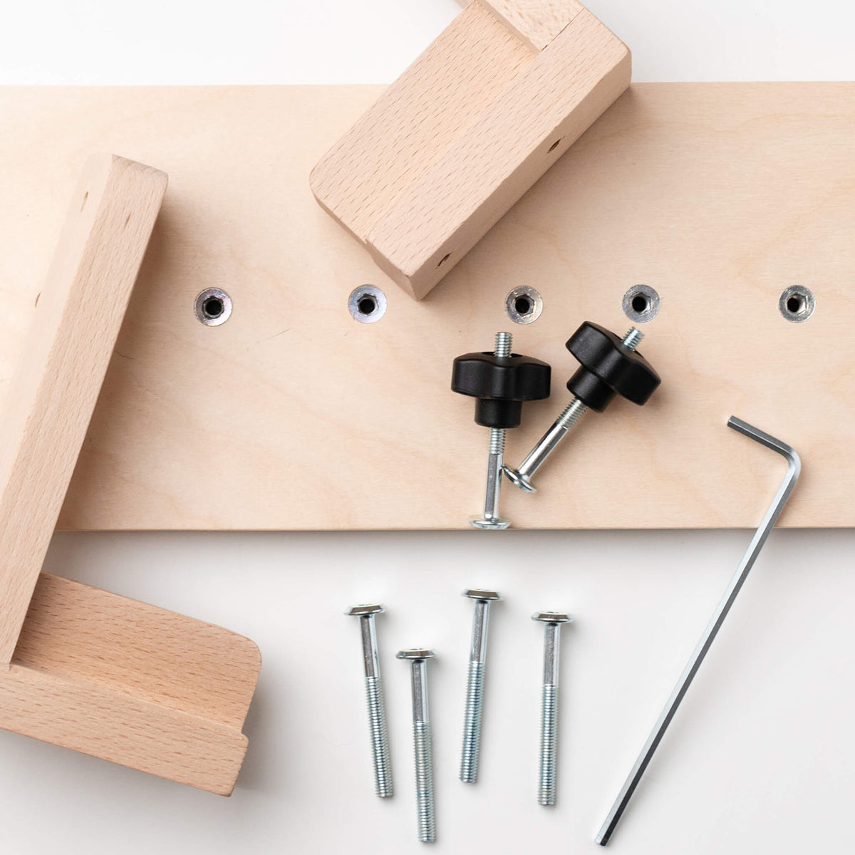 Gripper strip frame, stand and cover – Whole Punching